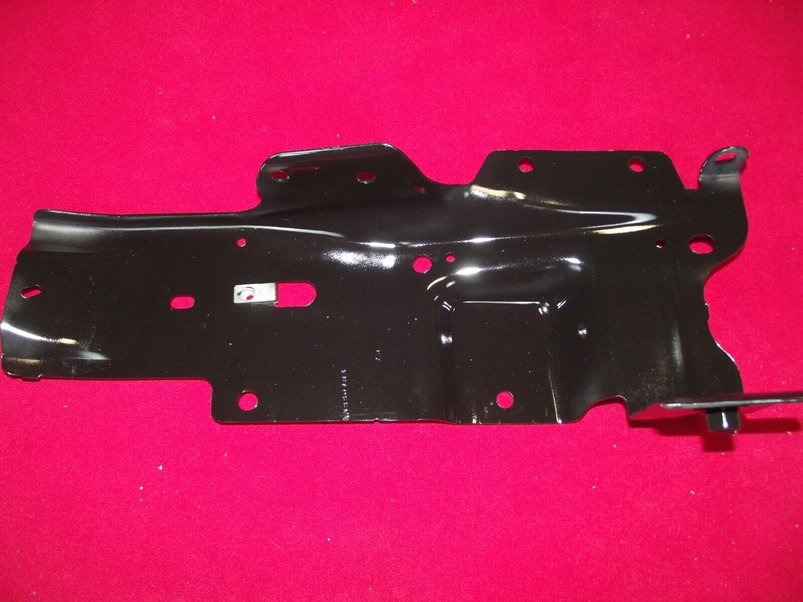 2019-2021 Chevrolet Silverado 1500 Front Bumper Bracket 84219063 Left ...